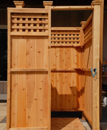 Free standing Cedar Outdoor Showers | StonewoodProducts.com